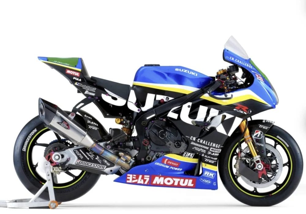 Suzuki nas 8 Horas de Suzuka com uma moto ""sustentável" - Motociclismo